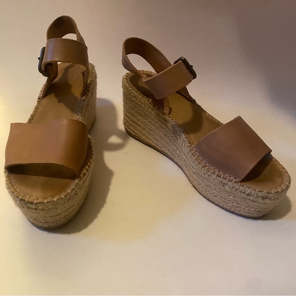 Soludos | Shoes | Soludos Minorca Tan Brown Cream Leather Espadrille ...